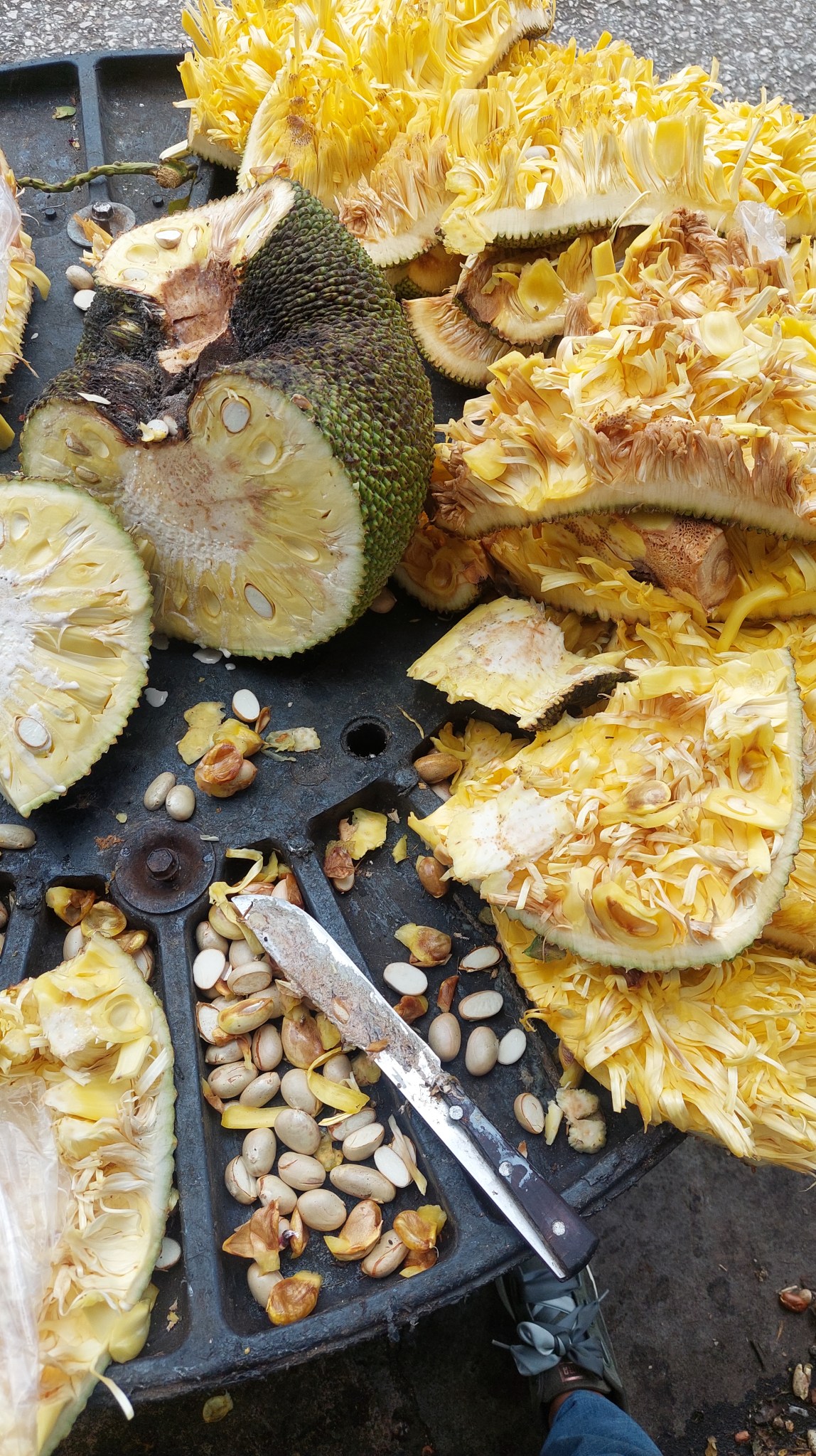 UPSIDE DOWN JACKFRUIT SUMAC CAKE – FOOD CURIOUS