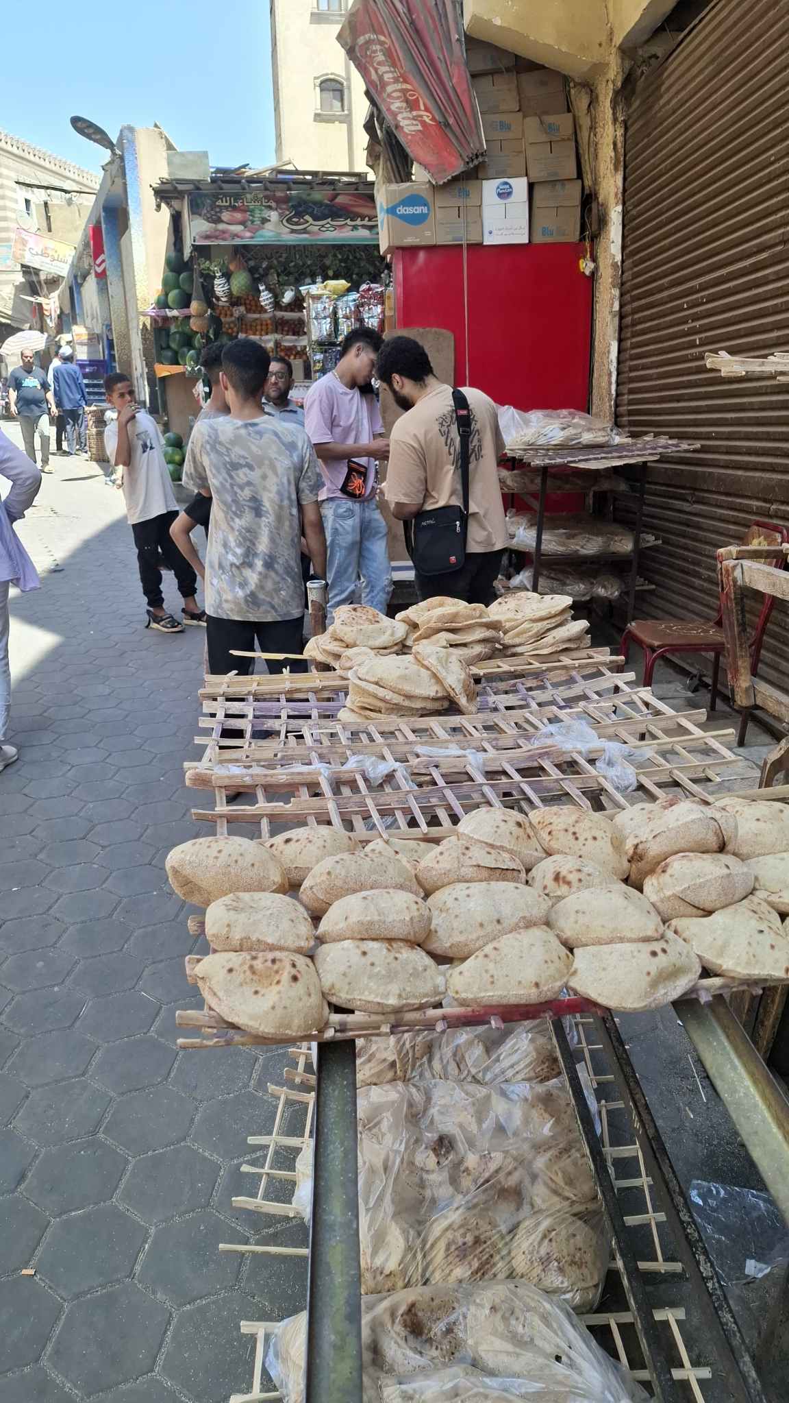 MORE THAN BREAD: THE SOUL OF EGYPT IN AISH BALADI. – FOOD CURIOUS