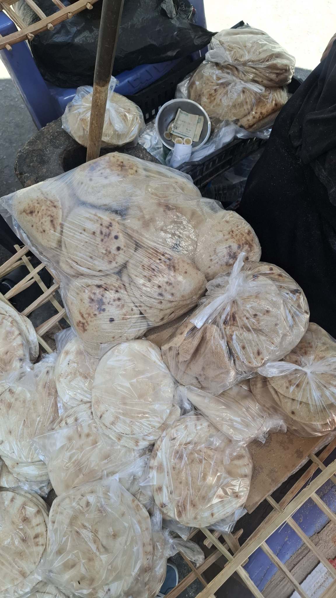 MORE THAN BREAD: THE SOUL OF EGYPT IN AISH BALADI. – FOOD CURIOUS