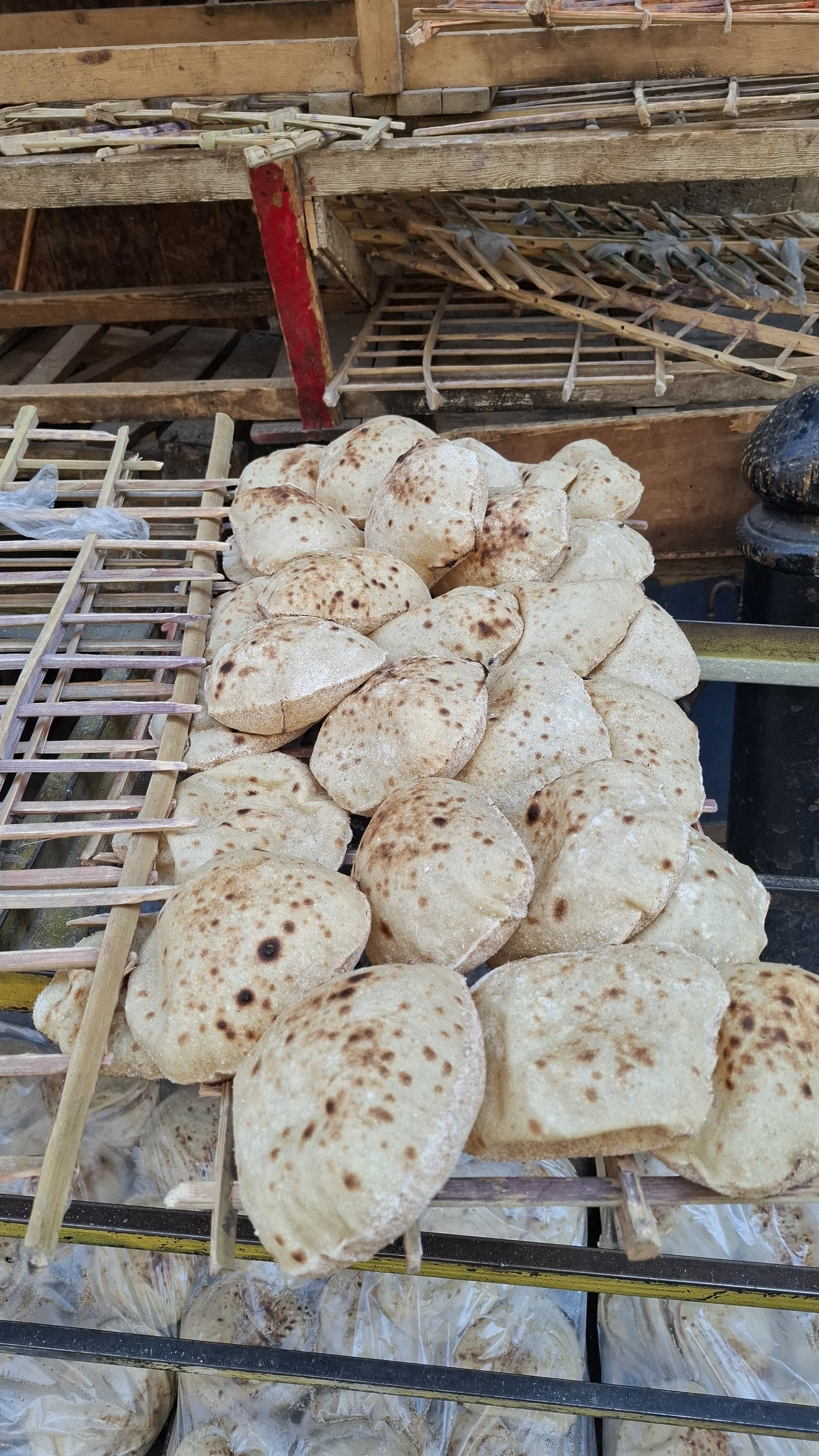 MORE THAN BREAD: THE SOUL OF EGYPT IN AISH BALADI. – FOOD CURIOUS